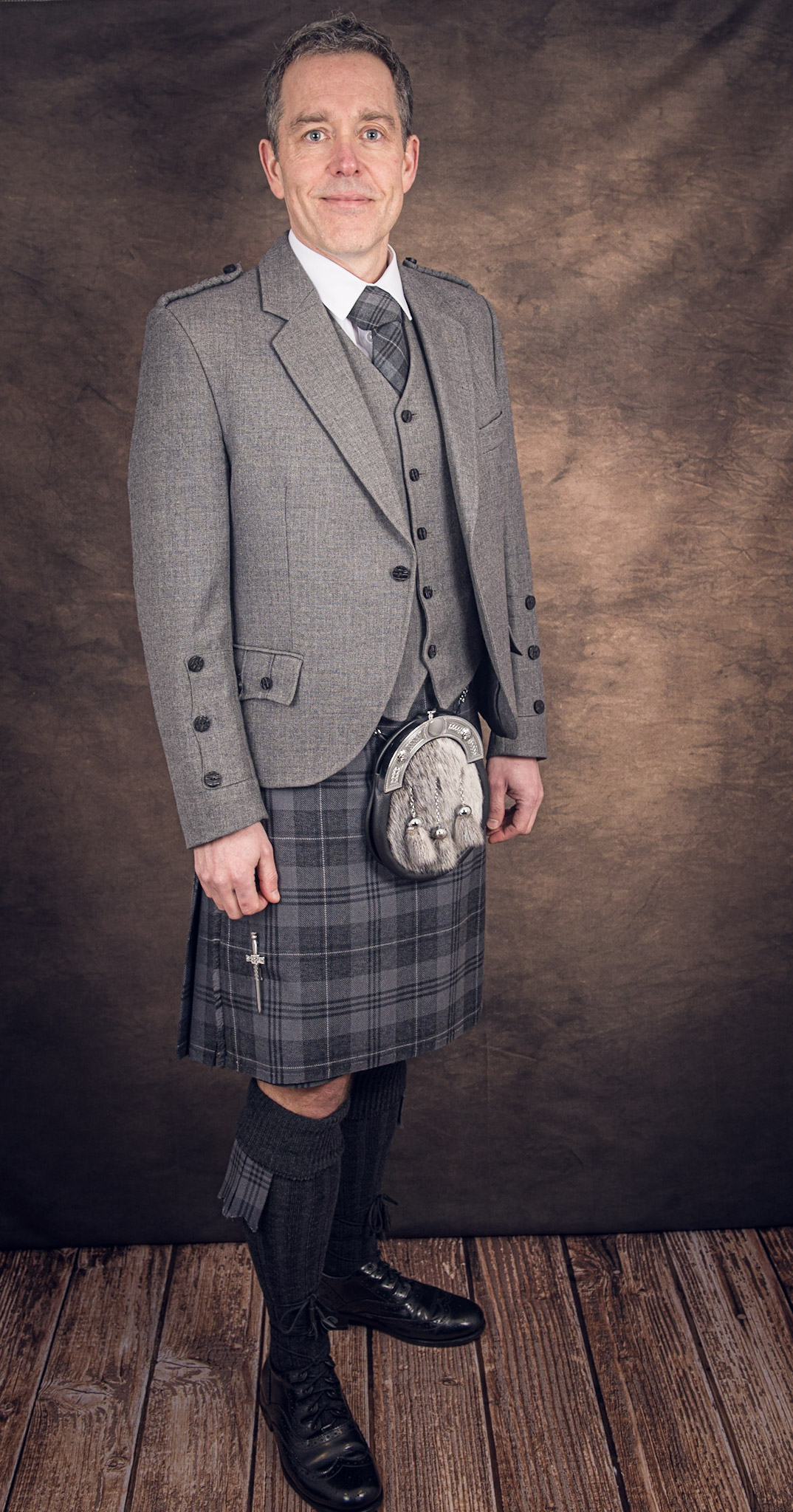 Hire Gallery Silver Granite – Taylor Made Kilts