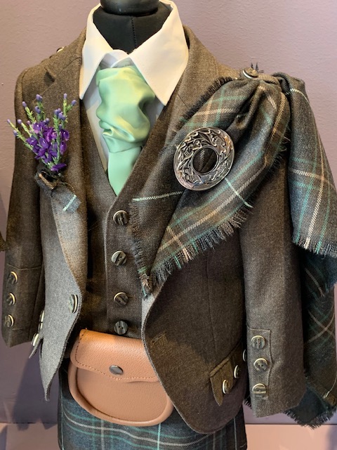 Velcro Kilt & Boys Plaid – Taylor Made Kilts